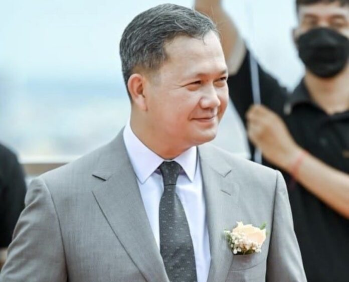 CAMBODGE - POLITIQUE : Hun Manet dans le fauteuil de Hun Sen : on y est ...