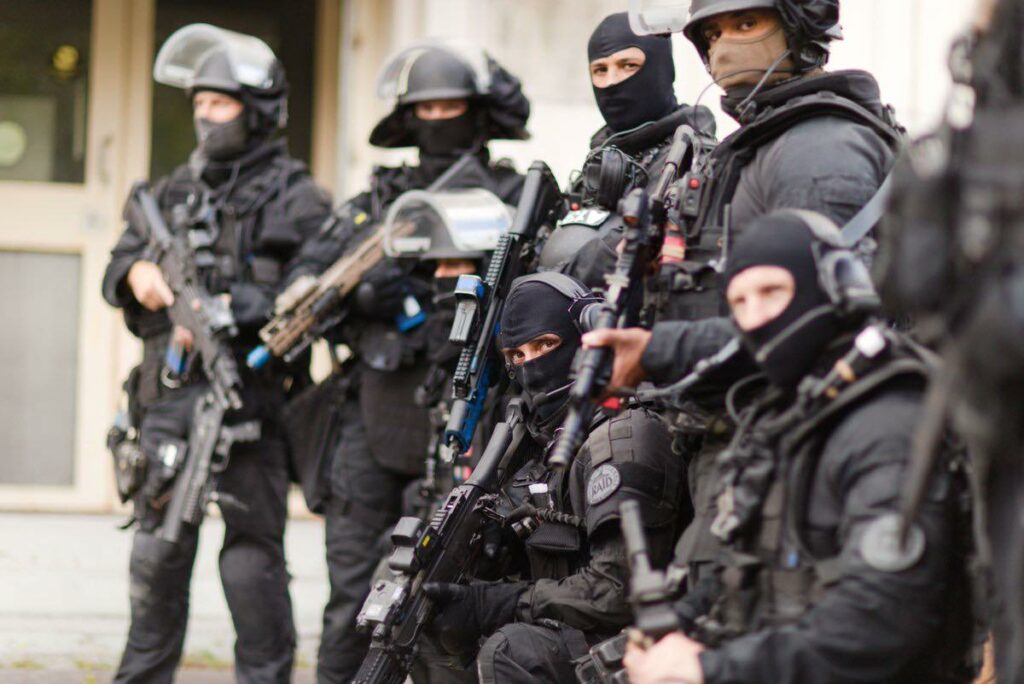 THAÏLANDE - FRANCE : Des policiers du RAID forment des unités ...