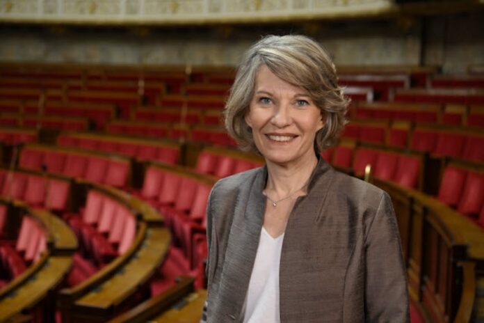 Entretien avec Anne Genetet : Les enjeux à l'Assemblée nationale ...