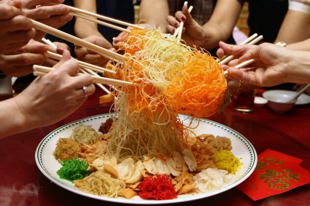 Le Yu Sheng : un incontournable pour célébrer le Nouvel An lunaire